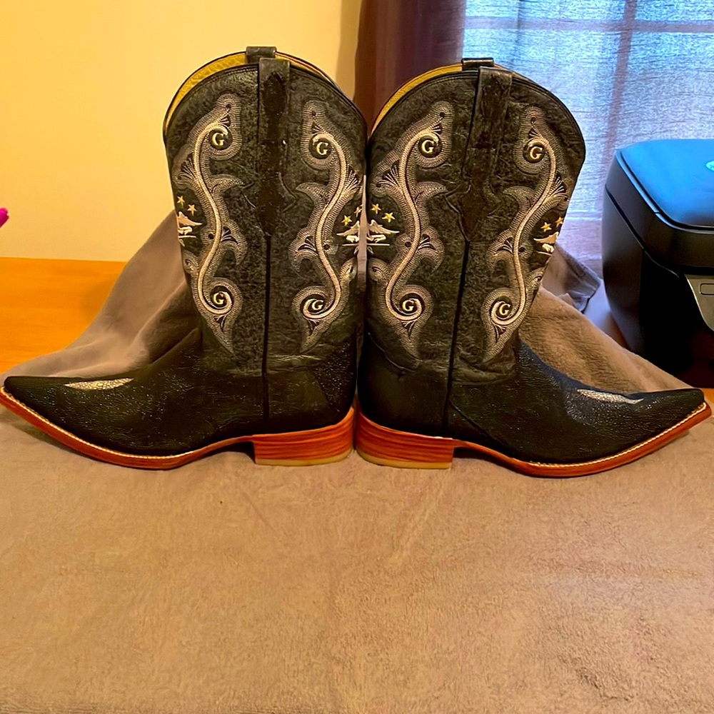 Official El General Stingray Skin Western Boots - Gem